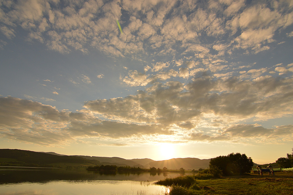Photo #296 with sky, medium-clouds, sunset, sun | FlyingArchitecture