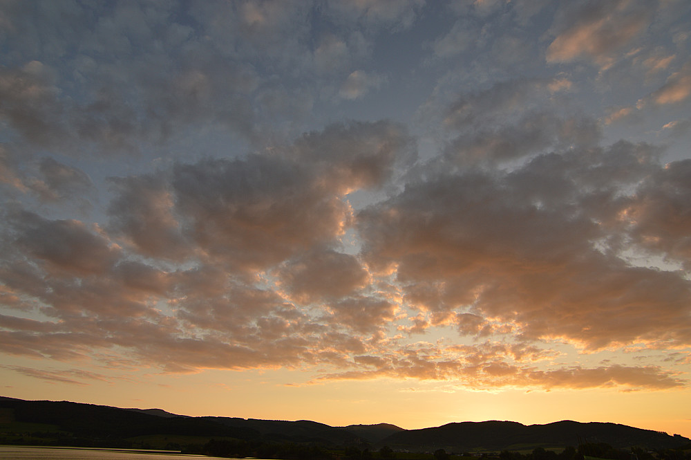 Photo #302 with sky, medium-clouds, sunset, sun | FlyingArchitecture