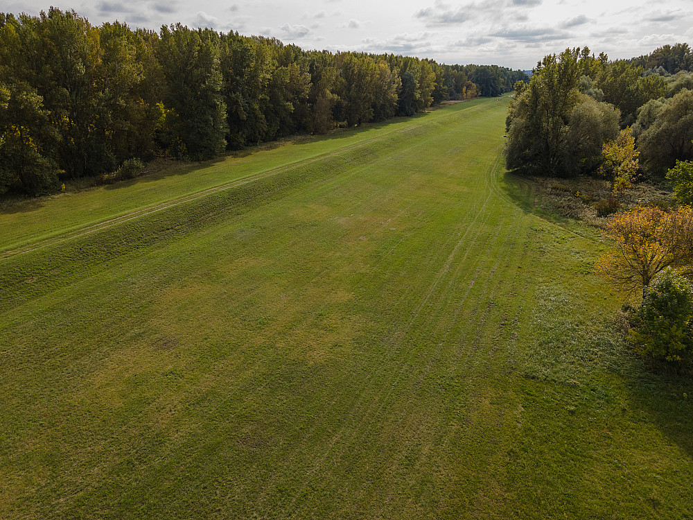 Photo #2446 with backplate, direct-sunlight, aerial, autumn, flat ...
