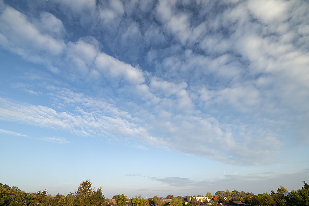Photo #3546 with sky, few-clouds, medium-clouds, day | FlyingArchitecture