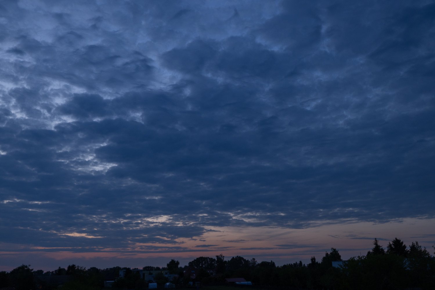 Photo #3706 with sky, clouds, medium-clouds, dusk | FlyingArchitecture