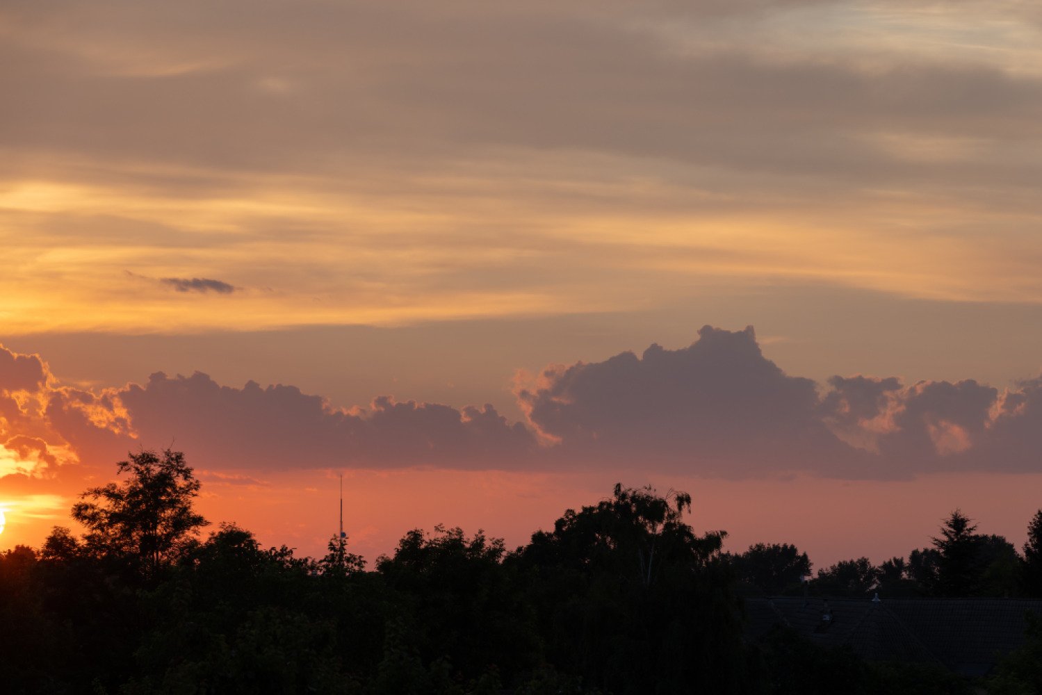 Photo #3812 with sky, clouds, medium-clouds, sunset, sun ...