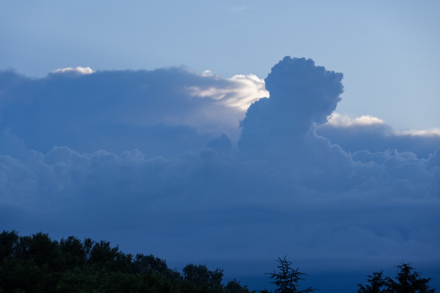 Photo #3875 with sky, clouds, many-clouds, medium-clouds, dusk, sunset | FlyingArchitecture