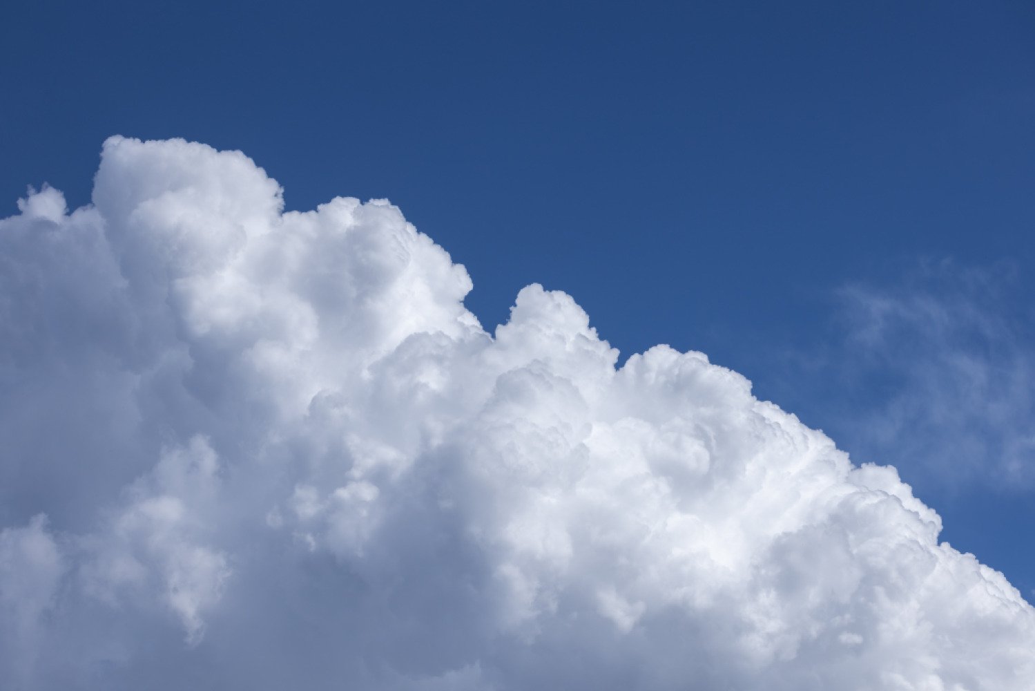 Photo #3888 with sky, clouds, medium-clouds, day | FlyingArchitecture